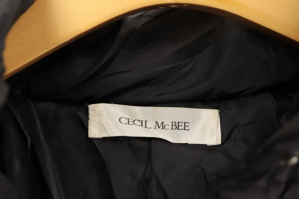 CECIL MCBEE WOMEN PUFFER JACKETS