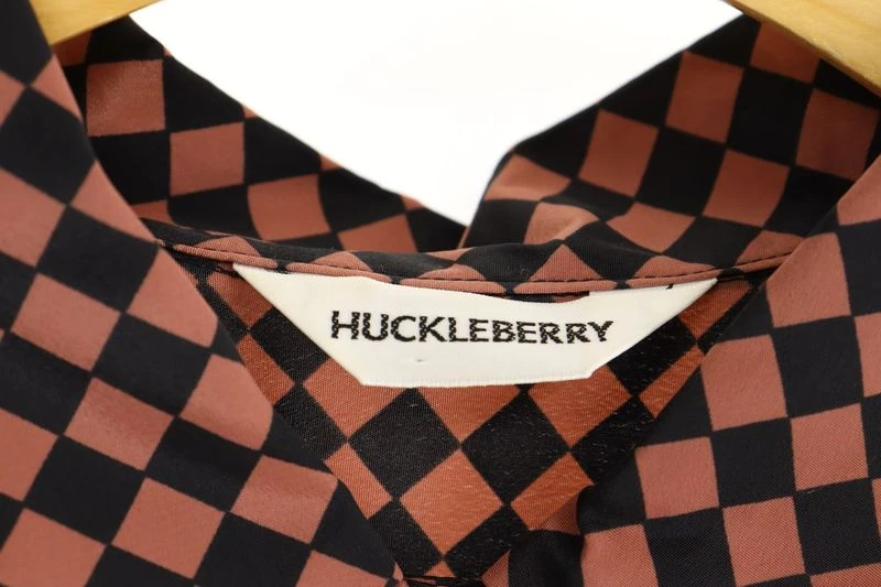 HUCKLEBERRY WOMEN BLOUSES